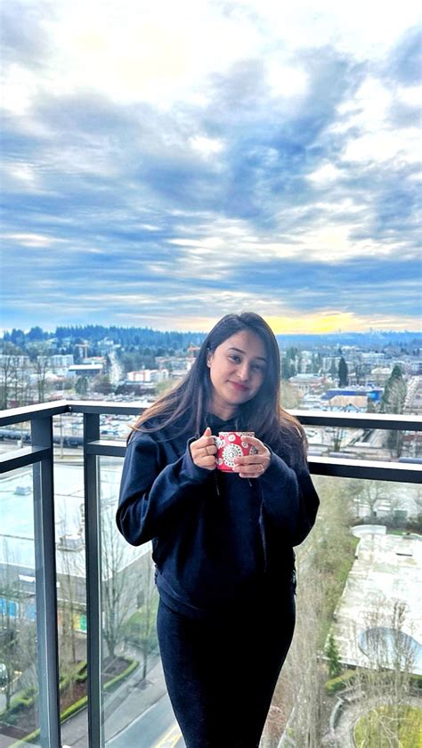 Himanshi Chatwani Himanshi Chatwani • Instagram Photos And Videos