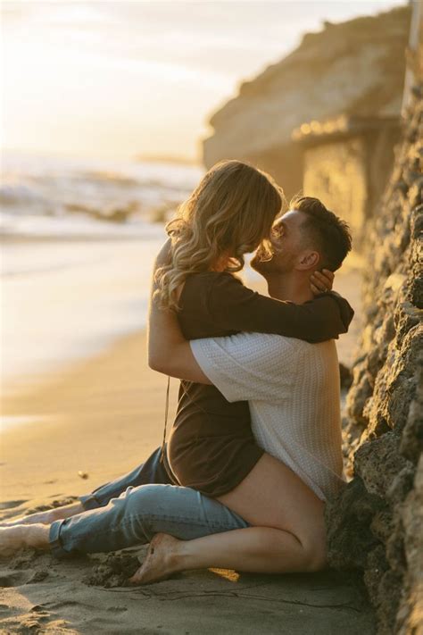 Pin By Phobeera R On Romantic Scene Romantic Couple Photography