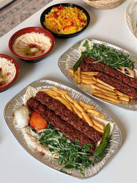 اضنا كباب 😍 ️ مطعم سحابي يقدم لكم أطباق متنوعة بالمذاق التركي الأصلي له ٣ فروع بالرياض وحائل