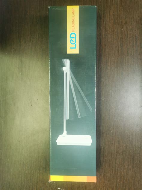 Led觸控式檯燈 家具及居家用品 燈飾及風扇 燈飾在旋轉拍賣