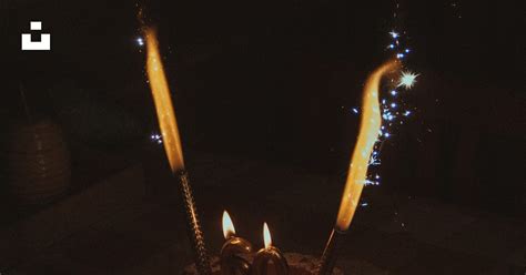 불이 켜진 촛불 그룹 사진 Unsplash의 무료 생일 이미지