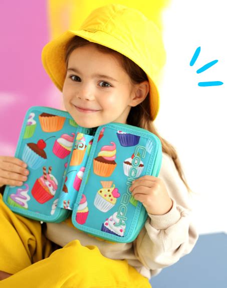 Раници несесери и ученически аксесоари за момичета на топ цени ⭐ Доставка до цялата страна ⭐