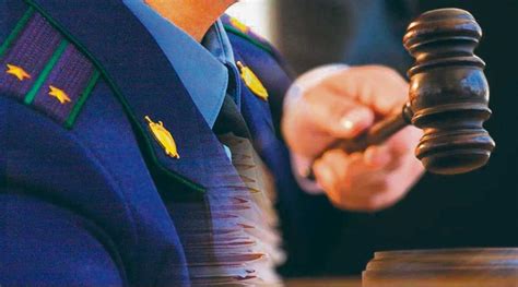 «В возбуждении дела отказать… Литературная газета