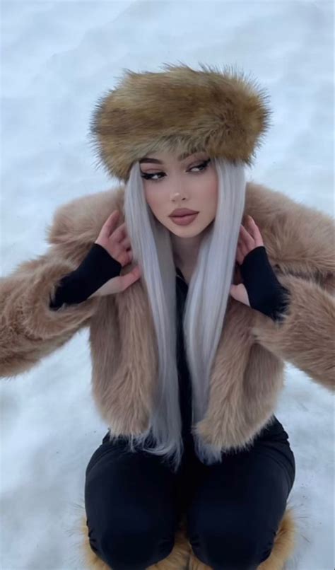 Pin By My World 🫀 On Fav Season 🌨️ Winter Fashion Outfits Casual
