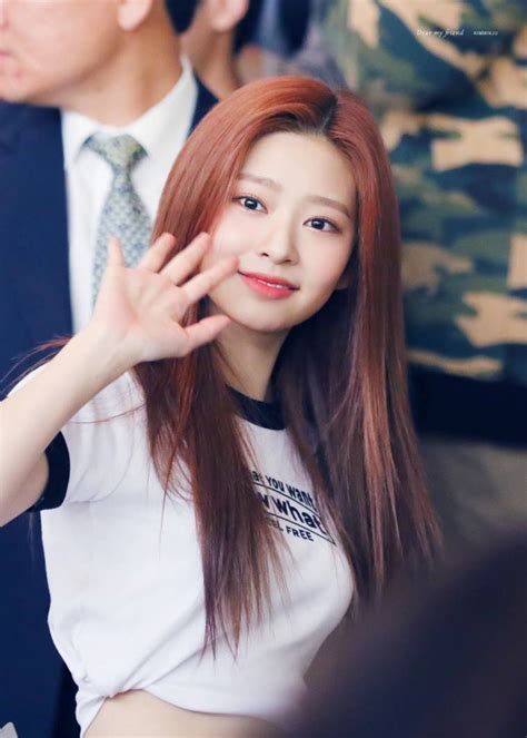 아이즈원 민주 촬스의 이슈와 유머