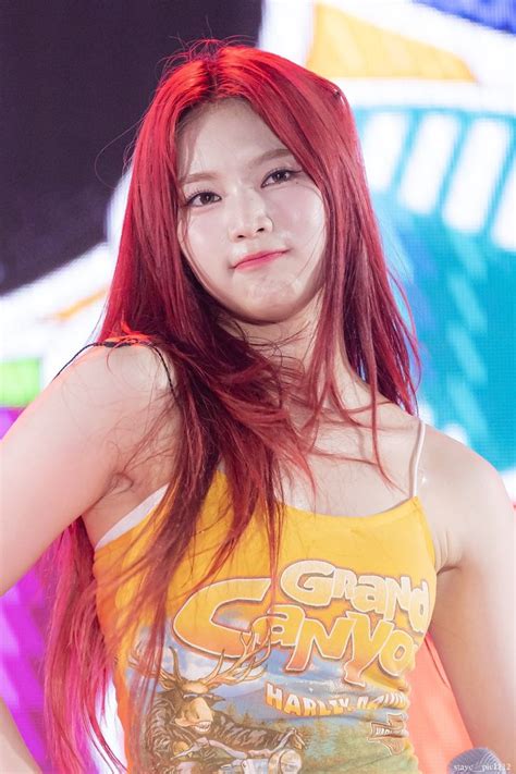 It S Going Down Vocalist Asian Beauty Armpits Kpop Faces Quick