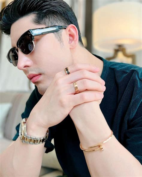 เอิร์ก เลเดอเรอร์ ประวัติอดีตนักร้องและเซเลบ ก่อนมีข่าวโกงเงิน 500 ล้าน