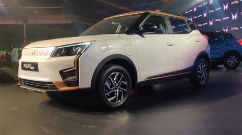 Mahindra Xuv400 First Impression An Electric Suv With Ample Range