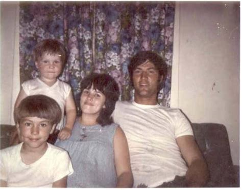Phil And Kay Robertsons Inspiring Love Story That Started A Dynasty