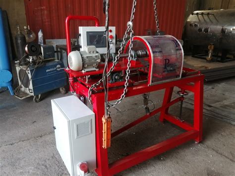 تست خستگی خمشی چرخشی نوآوران ماشین البرز