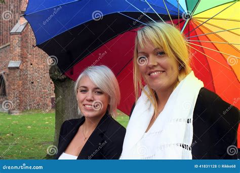 Zwei Junge Frauen Stockfoto Bild Von Romantisch Homosexualit T