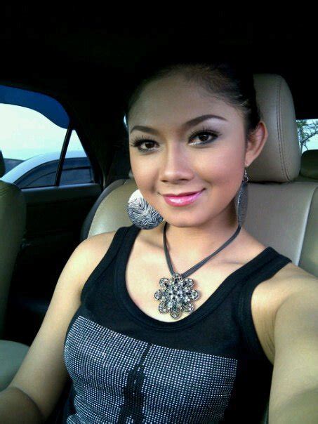 Penyanyi Dangdut Bugil ~ Artis Dangdut