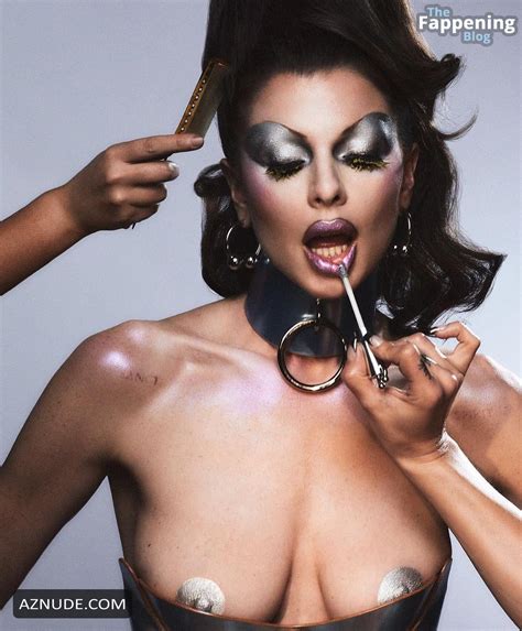 Julia Fox Strips Down Nude To Photoshoot Aznude