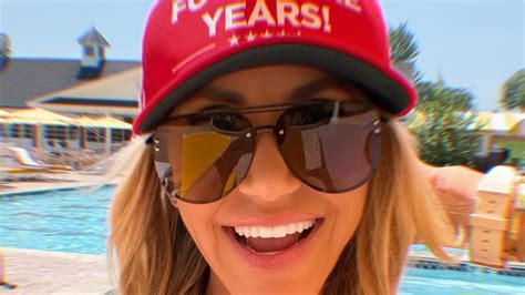 Lara Trump Stuns In New Bikini Pic As She Dons Her ‘four More Years Cap And Soaks Up Some Sun