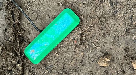 Device Generates Electricity From Soil Microbes Paving Way For Long Term Sensor Applications