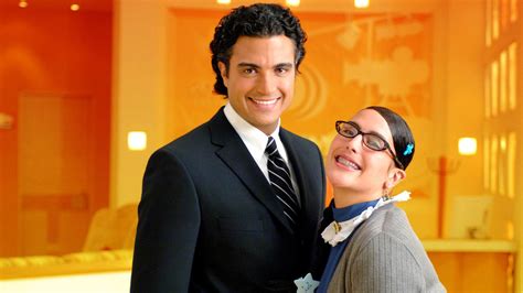 Meet The Cast Of La Fea Más Bella