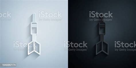 종이 는 회색과 검은 색 배경에 격리 다트 화살표 아이콘을 잘라 종이 아트 스타일 벡터 3차원 형태에 대한 스톡 벡터 아트 및 기타 이미지 3차원 형태 개념 겨냥