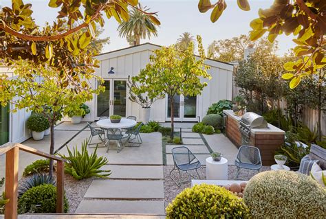 7 Low Maintenance Backyard Ideas For A Relaxing Space