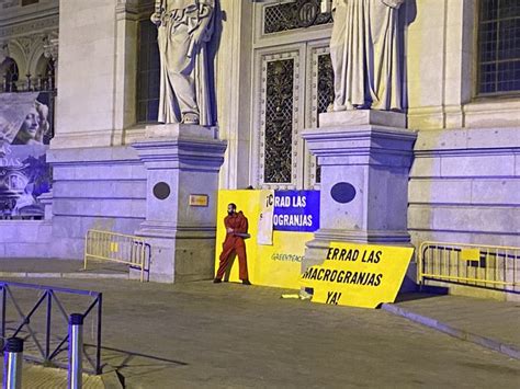 12 задържани след протест пред Министерството на земеделието на Испания