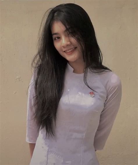 Bị Quay Lén Trong Lớp Gái Xinh Bình Định Làm Dân Mạng Si Mê