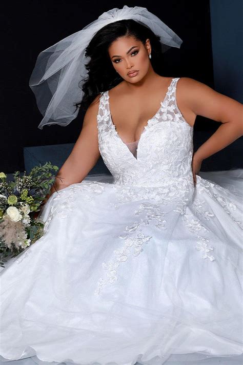 Ivory Sydneys Closet Sc5259 Plus Size Long Sleeveless Wedding Dress For