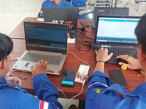 Esp32 Monitoring Air Quality With Mq 135 Integrated Blynk