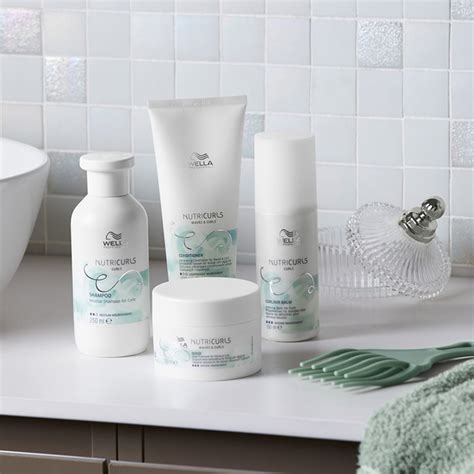 Wella Wella Professionals Kit Nutricurls Waves Shampoo 250ml