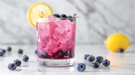 23 Best Blueberry Vodka Cocktails To Drink