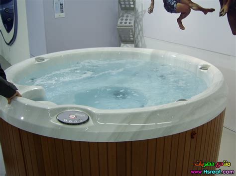 بانيوهات جاكوزى حمامات باللون الابيض ارقي واشيك واجمل بانيوهات للحمام