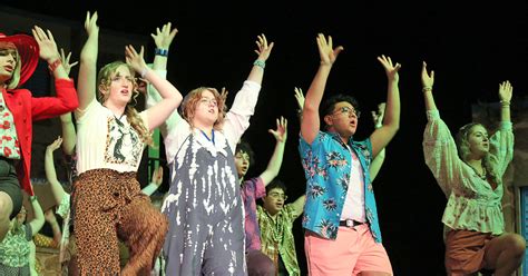 Rshs Theater To Perform Musical Mamma Mia Sweetwaternow