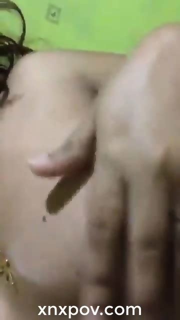 Desi Gf Showing Boobs To Bf