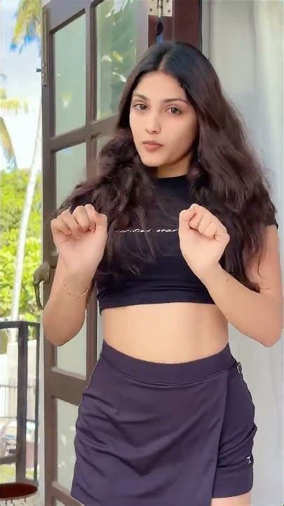 යෙනුකිගෙ අලුත්ම Dance එක කොහොමද 😍 ️ Shorts Tiktok Trending Srilanka