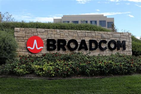 Broadcom Offers 70 A Share For Qualcomm In What Could Be Biggest Tech Acquisition Ever Wall