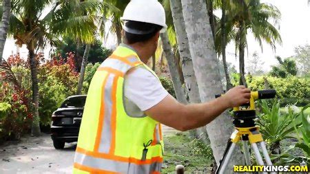 Rich Lady Reagan Needs Fucked By Simple Hard Worker