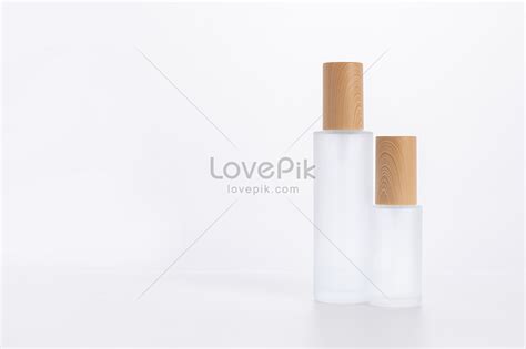 스킨 케어 제품 화장품 세트 흰색 배경 사진 무료 다운로드 Lovepik