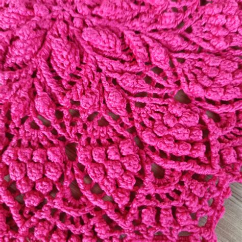 Textured Relief Doily Arya Hot Pink Color Crealandia