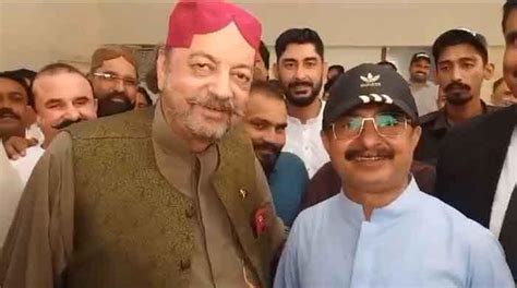 انسداد دہشتگردی عدالت میں حلیم عادل اور سراج درانی کے درمیان ٹوپی‘ پر