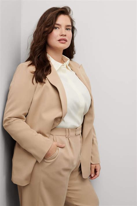 Womens Business Formal Attire To Promote Your Style Business Attire