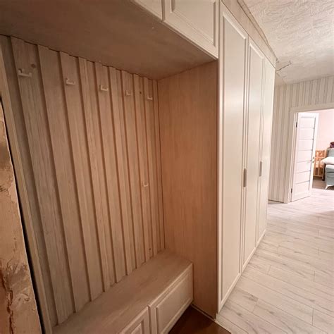 КУХНІ ШАФИ ВІЯР Сучасний передпокій з фасадими МДФ Instagram