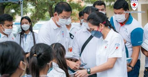 លោកស្រីបណ្ឌិត ពេជ ចន្ទមុន្នី ដឹកនាំសមាគម Tyda ចុះពិនិត្យព្យាបាលជំងឺទូទៅ និងជំងឺមាត់ធ្មេញ