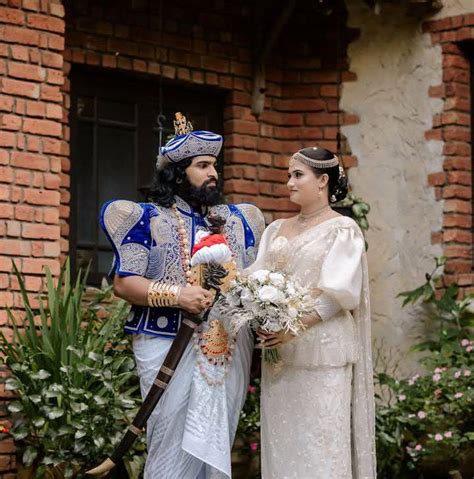 Science වැඩ්ඩෝ මා හැරගිය ඔබ වෙත ලියමි ජීවිතය හරිම පුදුමාකාරයි හිතාගන්නවත් බැරි විදිහට අපි අද