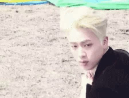 Sung Jin Woo Gif