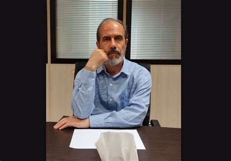 نویسنده کتاب «آن مرد بی‌نهایت شناخت و تعریف امروزین شخصیت امام خمینی ره حیاتی است تسنیم