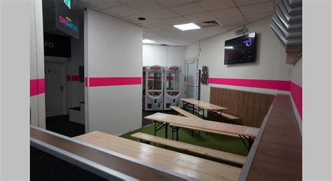 3d Schwarzlicht Indoor Minigolf Asperg Location Und Productionguide Baden Württemberg