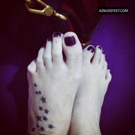 Francine Prieto Feet Aznudefeet