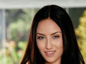 Jade Baker Facts Bio Career Net Worth Aidwiki