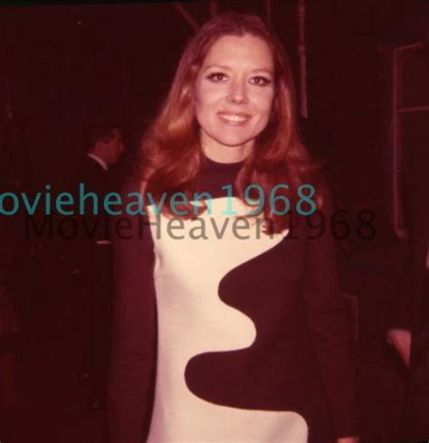 Diana Rigg 1960s Vintage 35mm Slide Transparency 5432 Photo Negative
