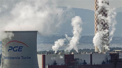 Польща спробує оскаржити штраф ЄС за ігнорування рішення суду щодо шахти на кордоні з Чехією