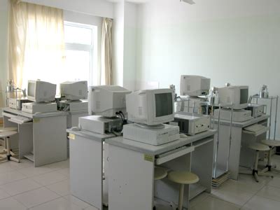 图一 STM 实验室全图