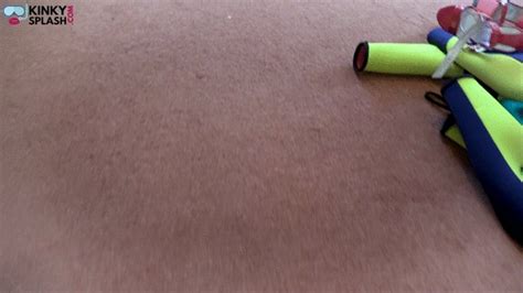 Lifejacket Twerking To Orgasm Kinky Splash Clips Sale Com